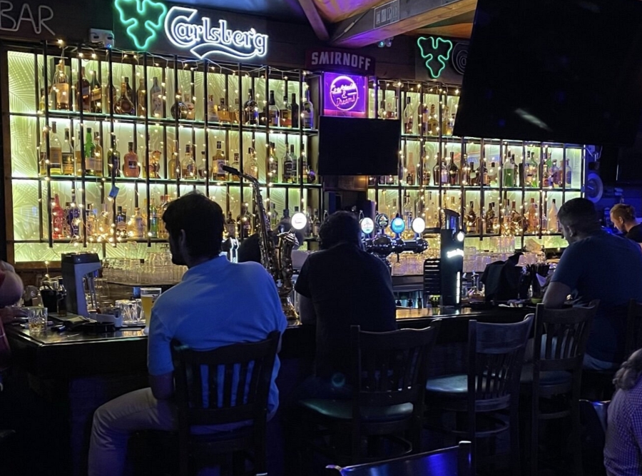 Trippers Bar Restaurant - Cyprus Events